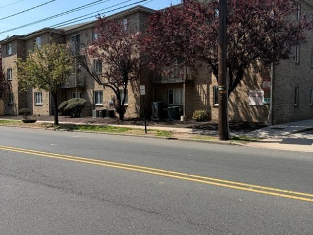 2 BR, 1 BA Apartment 1250 N Broad St, Unit C1, Hillside, NJ 07205