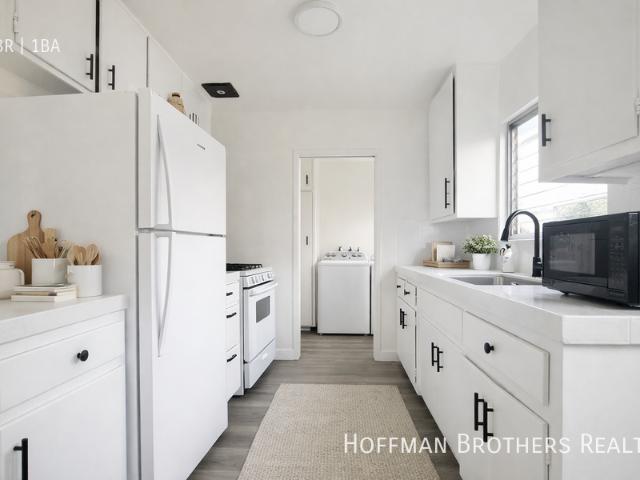 2 BR, 1 BA Apartment 1258 Virgil Ave, Los Angeles, CA 90029