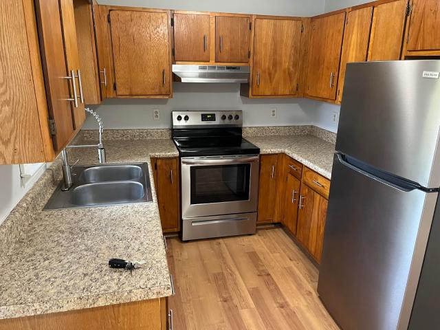 2 BR, 1 BA Apartment 125 Atwood Drive, Hendersonville, NC 28792