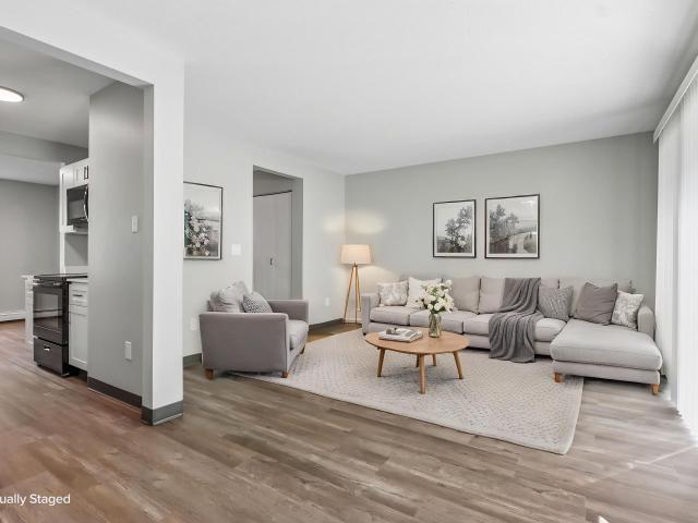 2 BR, 1 BA Apartment 125 Eastgate Way Unit 71, Manchester, NH 03109