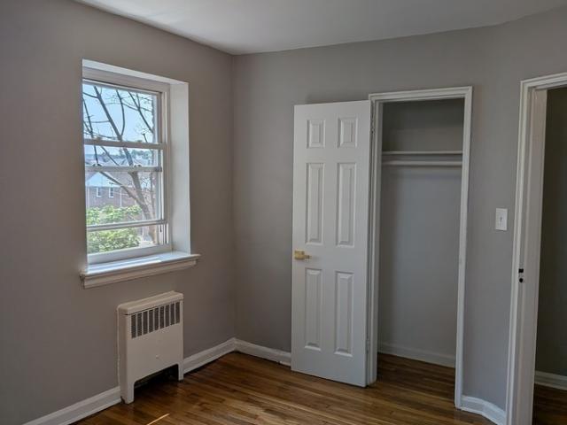 2 BR, 1 BA Apartment 1276 Clinton Ave, Irvington, NJ 07111