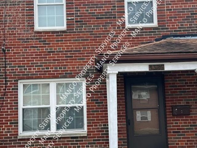 2 BR, 1 BA Apartment 1300 1330 Chardon Ct Dayton, OH 45403