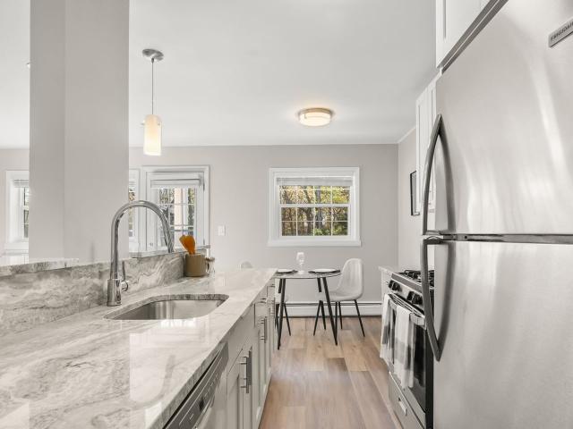 2 BR, 1 BA Apartment 1300 Fayette St Unit 181R, Conshohocken, PA 19428