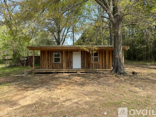 2 BR, 1 BA Apartment 1309 Emory Road, Choudrant, LA 71227