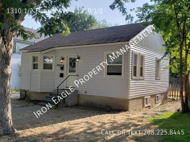 2 BR, 1 BA Apartment 1310 1/2 Euclid Ave, Boise, ID 83706