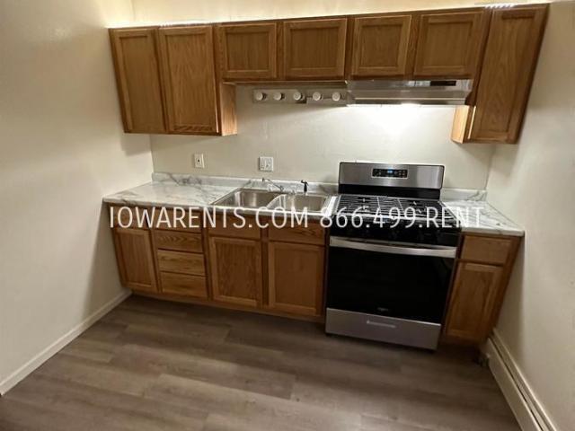 2 BR, 1 BA Apartment 1313 1st Ave, Perry, IA 50220