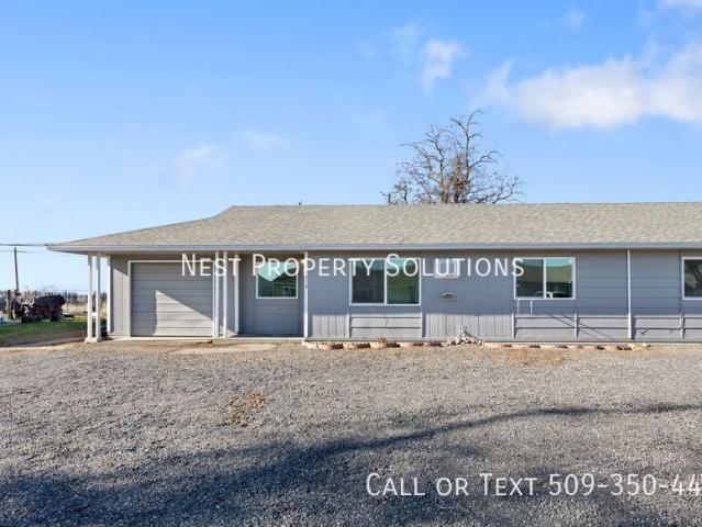 2 BR, 1 BA Apartment 1314/1316 Pershing Rd, Moses Lake, WA 98837