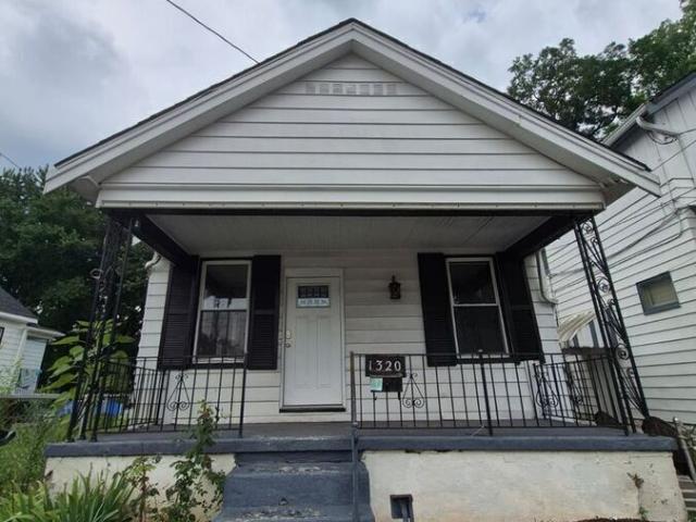 2 BR, 1 BA Apartment 1320 Wheeler St, Covington, KY 41011