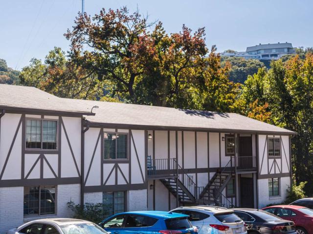 2 BR, 1 BA Apartment 1322 15th Ave S, Unit B Unit 1326 C, Birmingham, AL 35205
