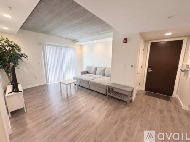 2 BR, 1 BA Apartment 1323 W Morse Ave, Unit 510, Chicago, IL 60626
