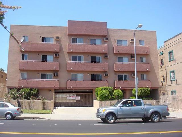 2 BR, 1 BA Apartment 1325 S Hoover Street Unit 311, Los Angeles, CA 90006