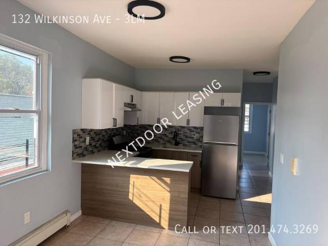 2 BR, 1 BA Apartment 132 Wilkinson Ave, Jersey City, NJ 07305