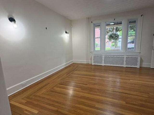 2 BR, 1 BA Apartment 132 Grand Street, Unit First Floor, Middletown, CT 06457