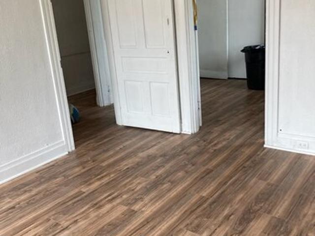 2 BR, 1 BA Apartment 1340 Diana St, Unit 3, Pittsburgh, PA 15212