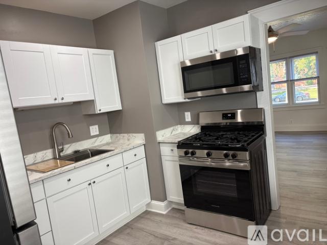2 BR, 1 BA Apartment 1343 West Blvd, Unit 1, Cleveland, OH 44102
