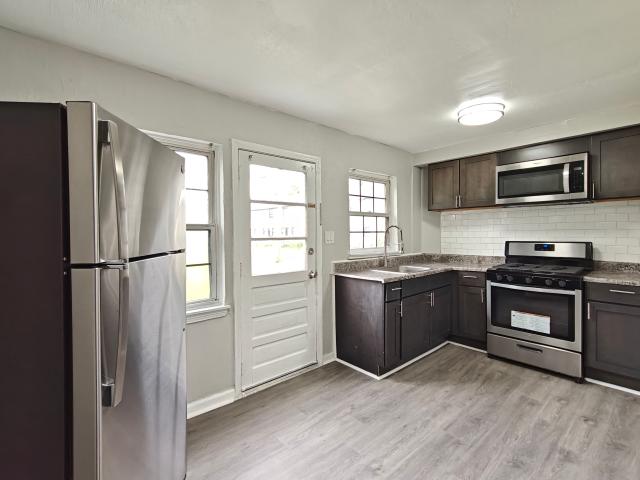 2 BR, 1 BA Apartment 134 Yorke St, Salem, NJ 08079