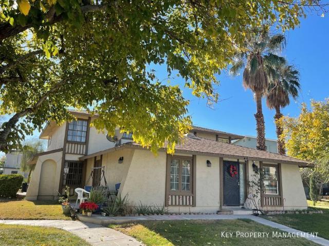 2 BR, 1 BA Apartment 1351 Dorothy Ave, Las Vegas, NV 89119