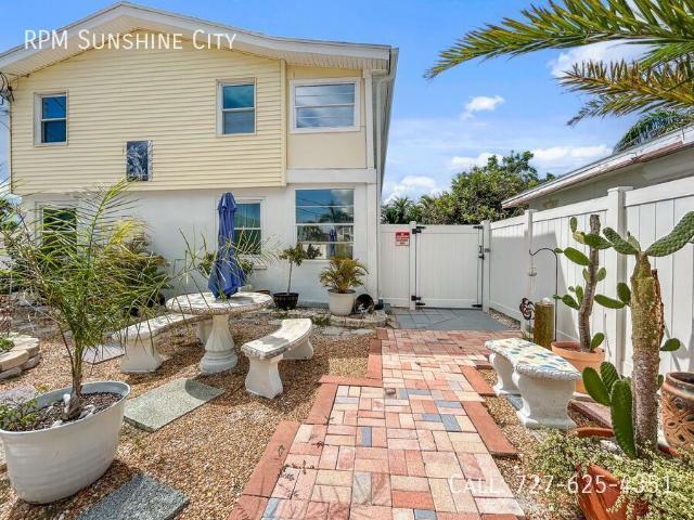 2 BR, 1 BA Apartment 13535 Boca Ciega Ave, Madeira Beach, FL 33708