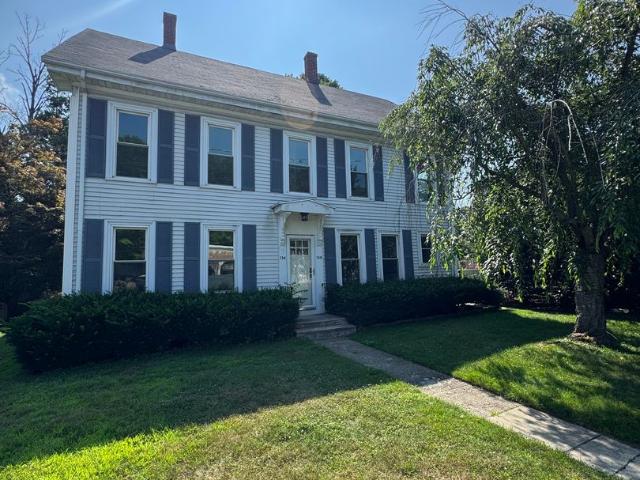 2 BR, 1 BA Apartment 136 138 Washington St, Groveland, MA 01834