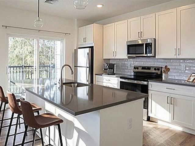 2 BR, 1 BA Apartment 136 160 Middle Road Unit C 3, Dublin, PA 18917