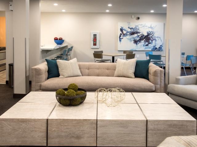 2 BR, 1 BA Apartment 13700 Valley View Road Unit 356, Eden Prairie, MN 55344