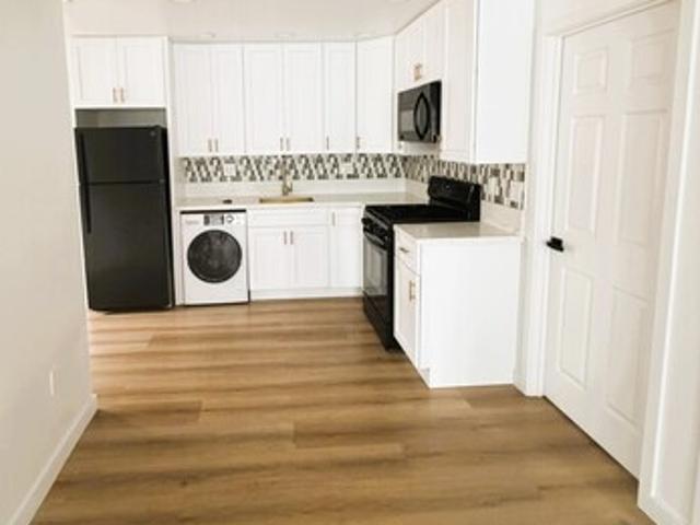 2 BR, 1 BA Apartment 13811 La Pat Pl, Unit 4, Westminster, CA 92683