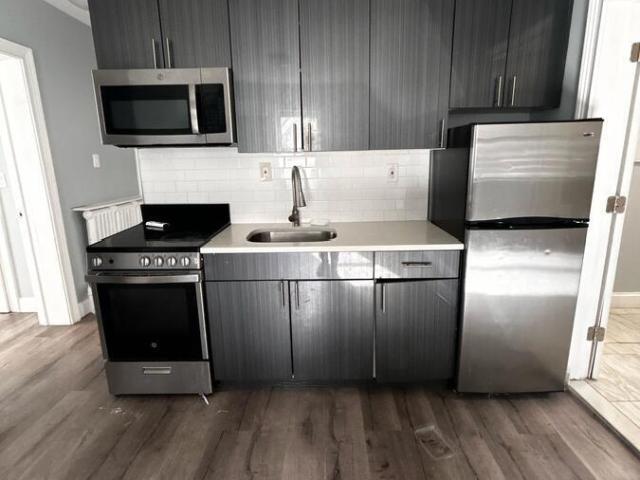 2 BR, 1 BA Apartment 138 Buena Vista Ave, Yonkers, NY 10701