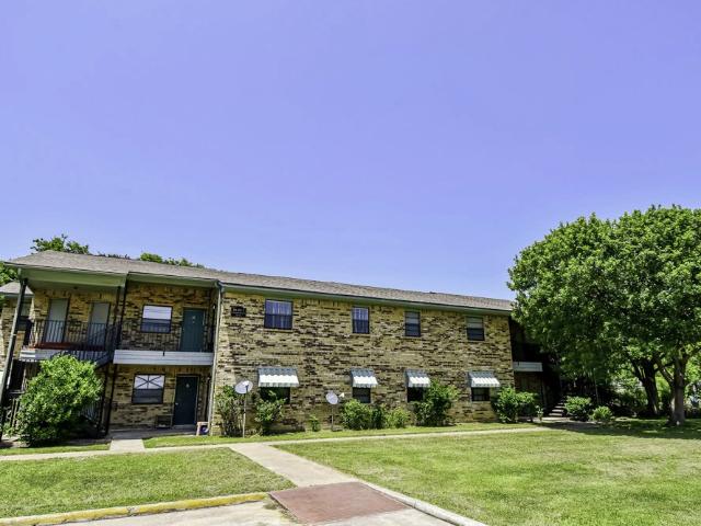 2 BR, 1 BA Apartment 138 Sandpiper Circle, Palacios, TX 77465