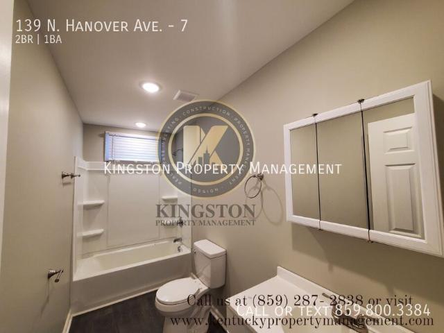 2 BR, 1 BA Apartment 139 N. Hanover Ave Lexington, KY 40502