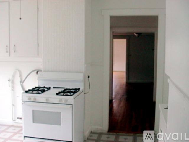 2 BR, 1 BA Apartment 13 Becket Street, Unit #2, Salem, MA 01970