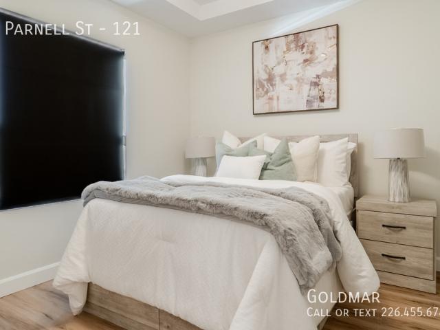 2 BR, 1 BA Apartment 1 Parnell St, Essex, ON N0R 1J0