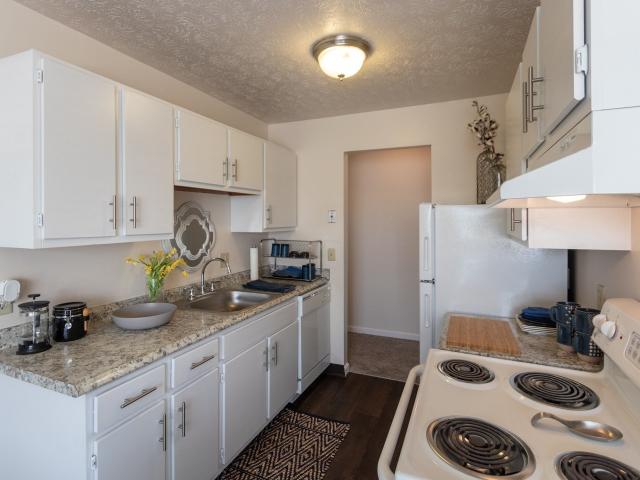 2 BR, 1 BA Apartment 2400 Albemarle Drive Unit RID6203, Fairfield, OH 45014