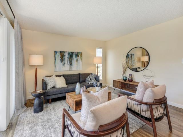 2 BR, 1 BA Apartment 2400 Pole Line Road Unit 061, Davis, CA 95618