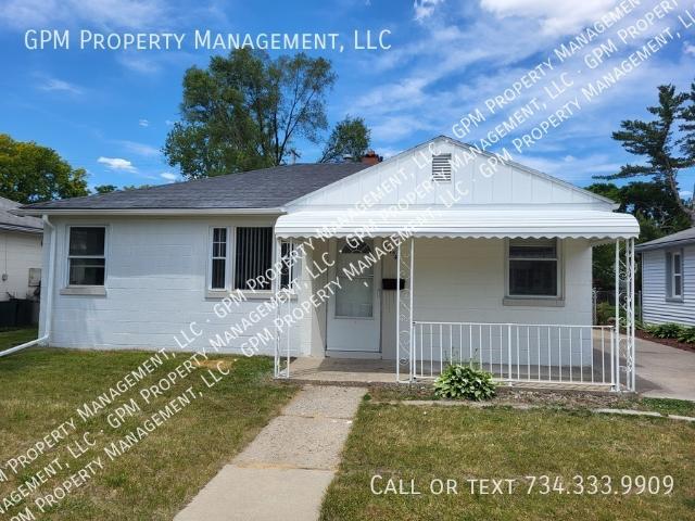 2 BR, 1 BA Apartment 24154 Dartmouth St, Dearborn, MI 48124