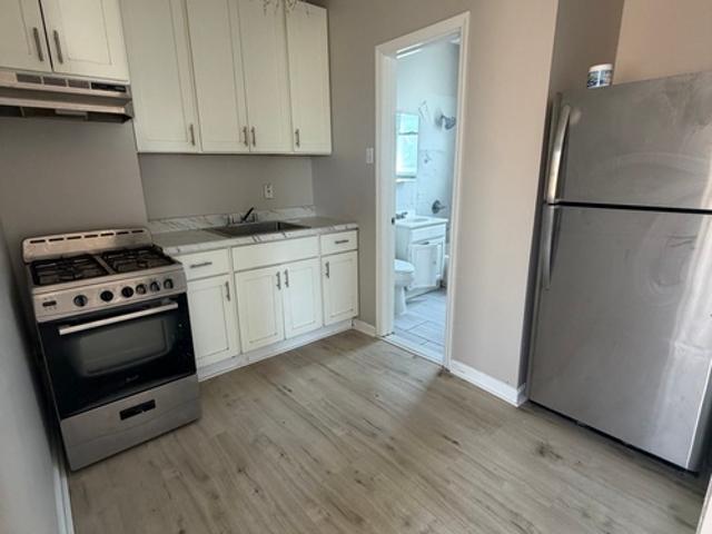 2 BR, 1 BA Apartment 241 Duncan Ave, Unit 5, Jersey City, NJ 07306