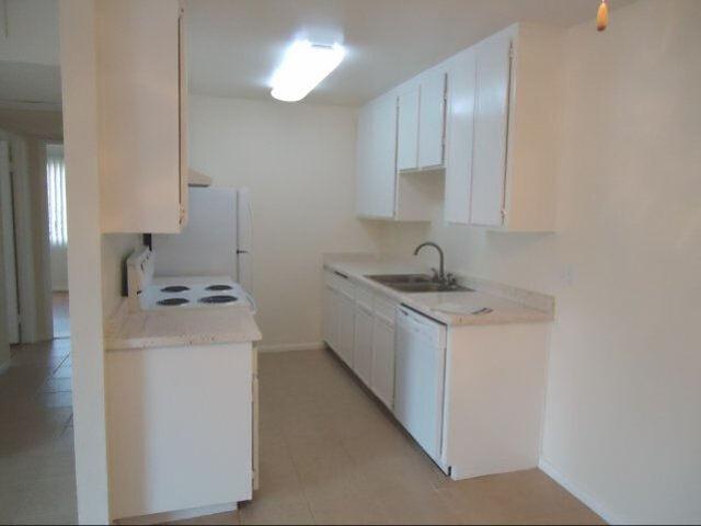 2 BR, 1 BA Apartment 241 E Bradley Ave Unit 12, El Cajon, CA 92021
