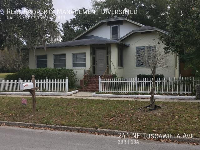 2 BR, 1 BA Apartment 241 NE Tuscawilla Ave, Ocala, FL 34470