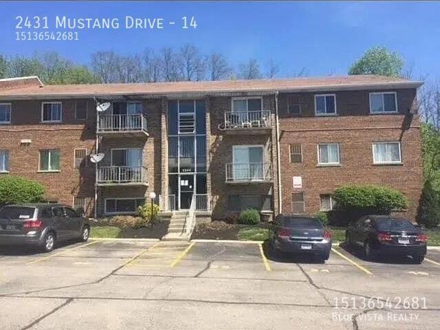 2 BR, 1 BA Apartment 2431 Mustang Drive, Cincinnati, OH 45211