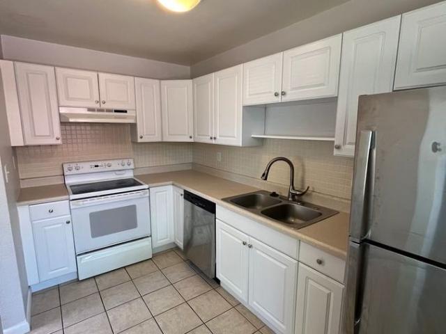 2 BR, 1 BA Apartment 2435 S Corona Street, Denver, CO 80210