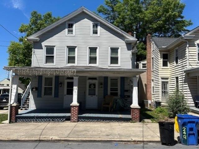 2 BR, 1 BA Apartment 247 1/2 Race St, Middletown, PA 17057