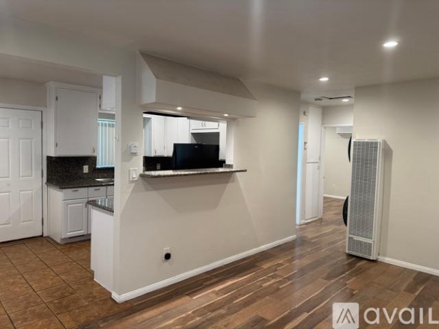 2 BR, 1 BA Apartment 24449 University Ave, Unit B, Loma Linda, CA 92354