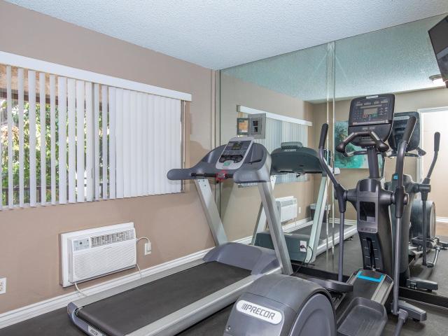 2 BR, 1 BA Apartment 2449 West Ball Road Unit 1, Anaheim, CA 92804