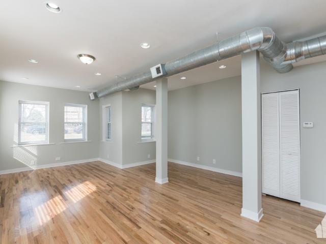 2 BR, 1 BA Apartment 2455 West Logan Boulevard, Chicago, IL 60647