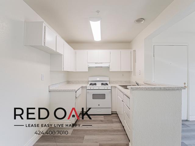 2 BR, 1 BA Apartment 245 E First St, Rialto, CA 92376