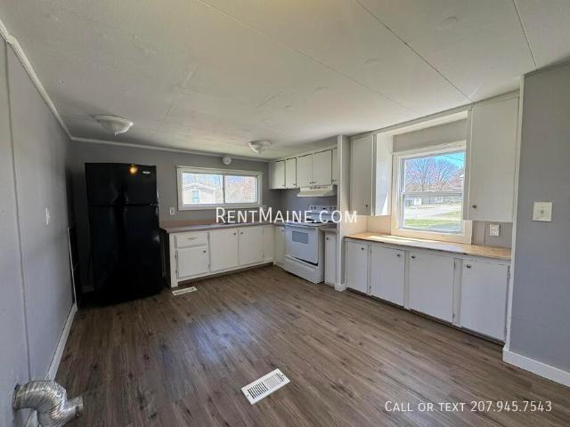 2 BR, 1 BA Apartment 24 Park Drive, Canaan, ME 04924