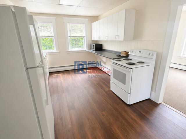2 BR, 1 BA Apartment 24 Tracy St., West Lebanon, NH 03784
