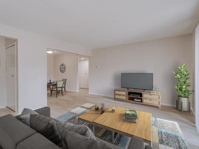 2 BR, 1 BA Apartment 25010 W 8 Mile Rd Apt 112 Unit 120 0915, Southfield, MI 48033