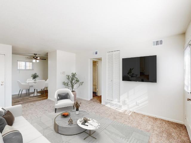 2 BR, 1 BA Apartment 2505 NE Shady Lane Unit 2510 14, Kansas City, MO 64118