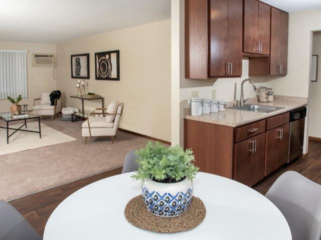 2 BR, 1 BA Apartment 2515 Fairoak Avenue Unit 1213, Anoka, MN 55303