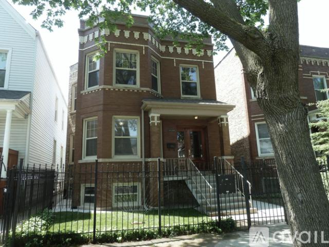 2 BR, 1 BA Apartment 2528 North Hamlin Avenue, Unit 1, Chicago, IL 60647